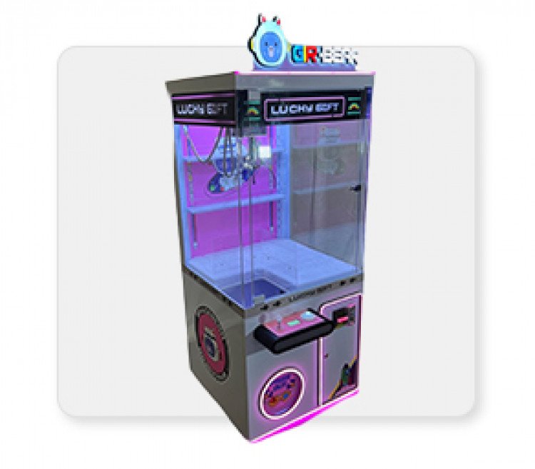 Claw Machine (GIR Bear) - Inflatable Adventures in Sacramento, CA